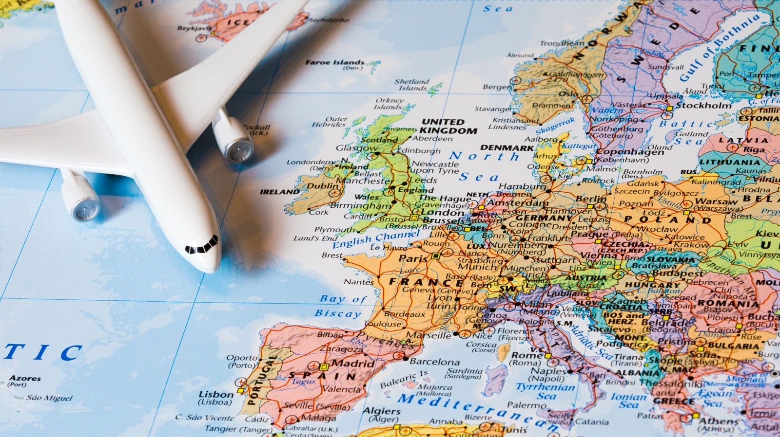 11 Ways To Remember Your Trip Besides Photos
