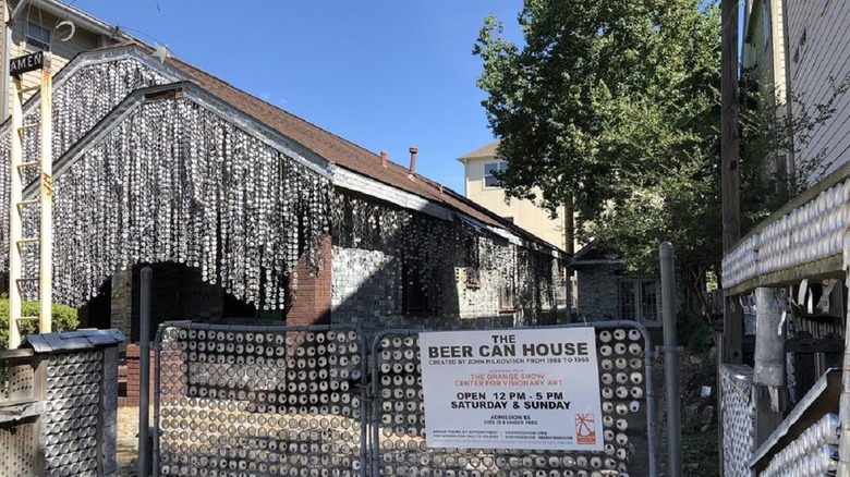 51 Roadside Attractions You Need To See To Believe