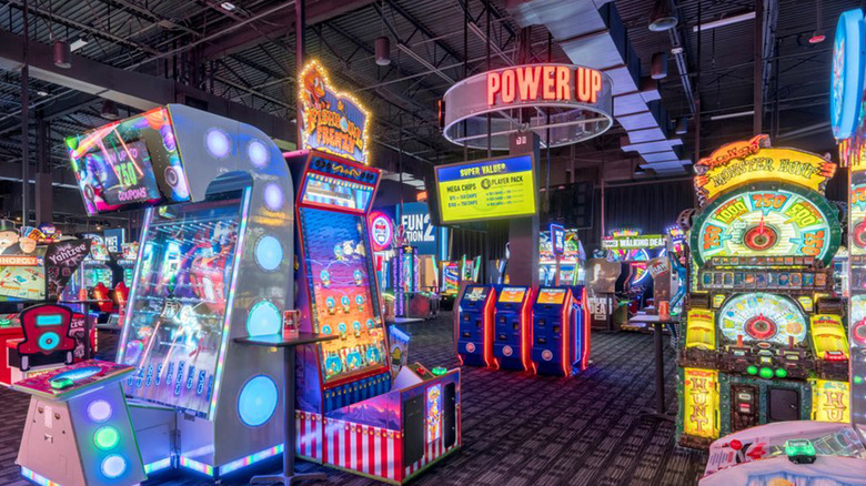 75 Best Indoor Places In America For Fun (When It's Too Cold Outside)