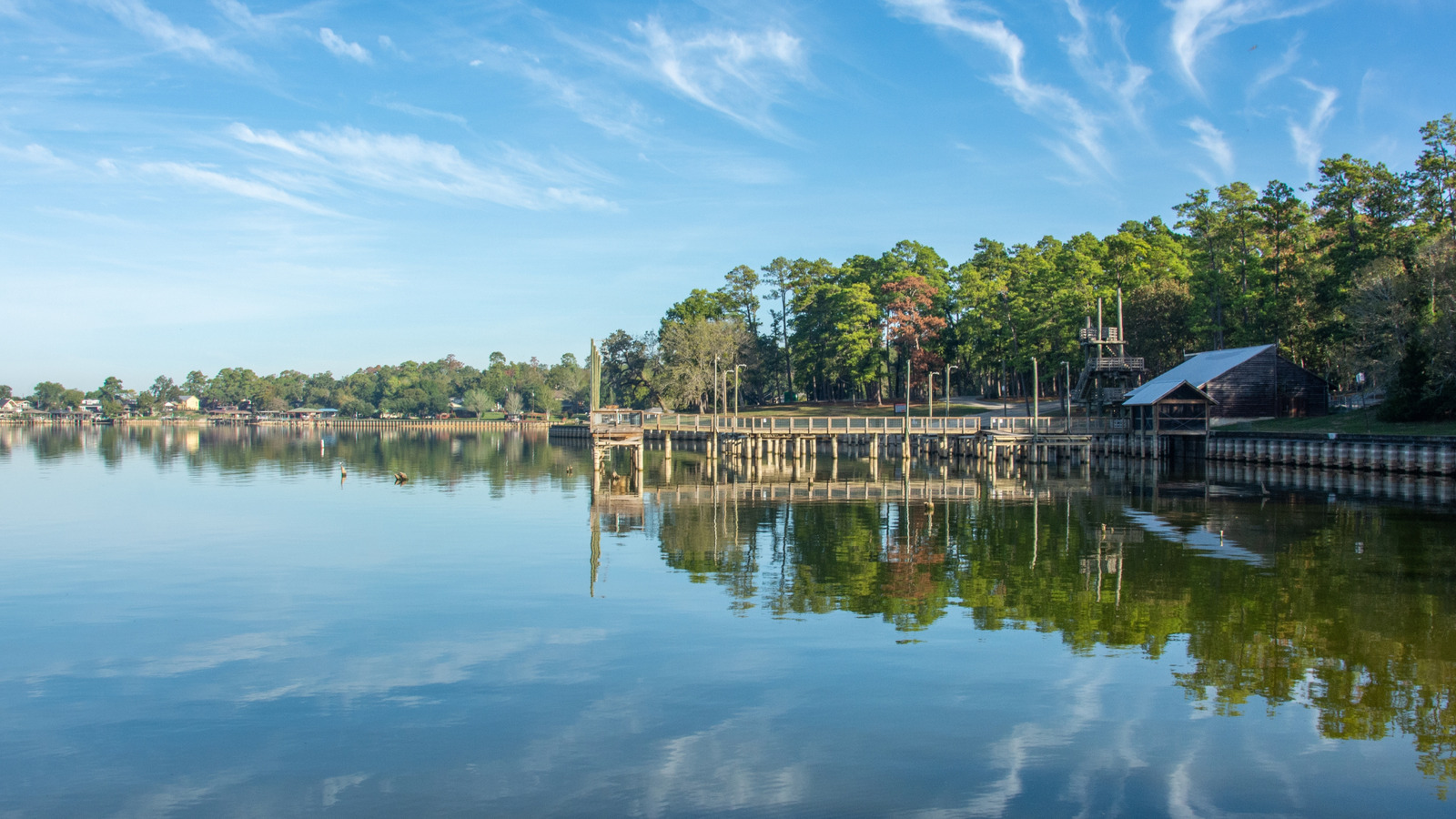 A Beautiful Lakeside State Park In Texas Offers Hiking Adventures With ...