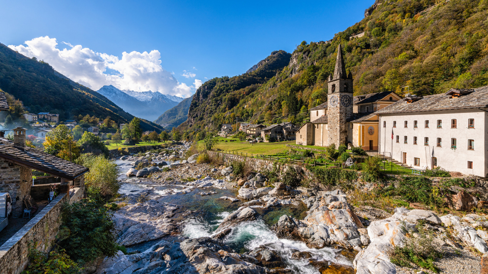 A Charming Medieval Town In The Italian Alps Offers A Unique European ...