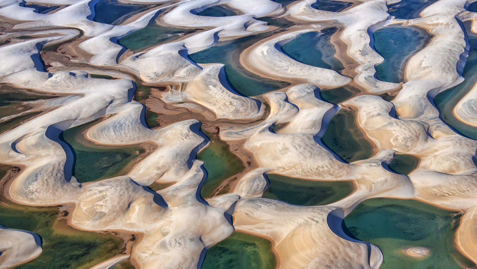 A Remote National Park In Brazil Offers Otherworldly Sand Dunes And ...