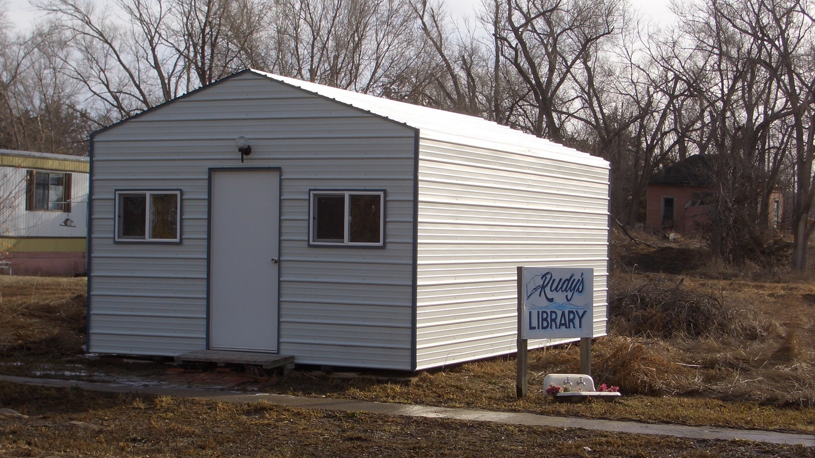 Monowi, Nebraska Is America's Smallest Town With A Population Of 1