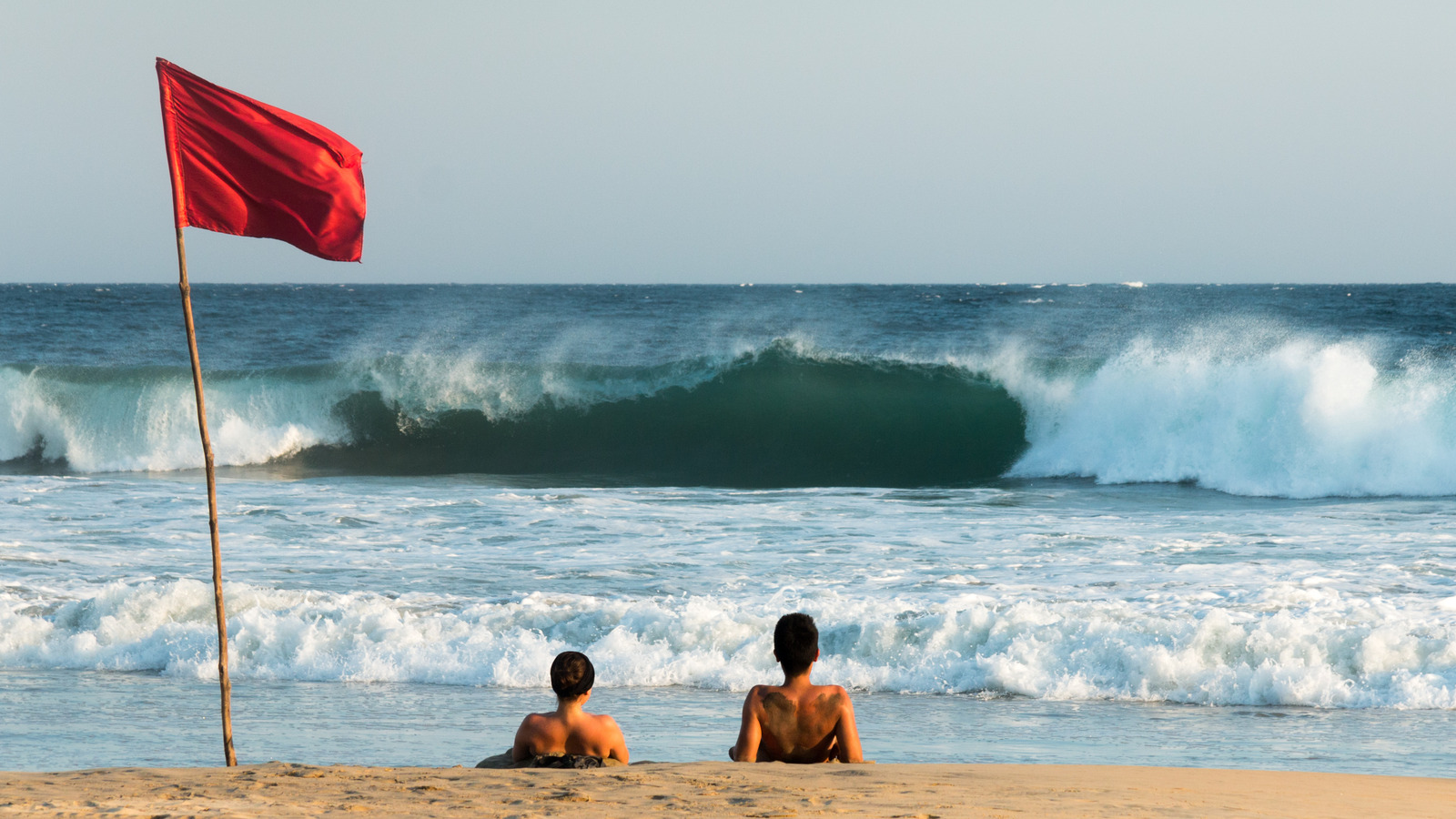 Avoid This Dangerous Beach When Visiting Mexico