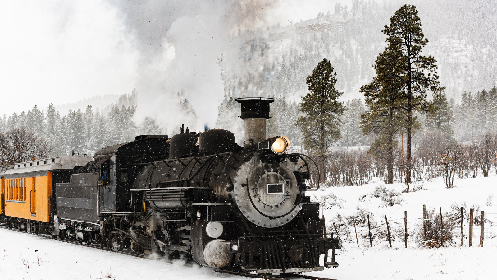 Beautiful Train Rides To Take In North America During The Winter