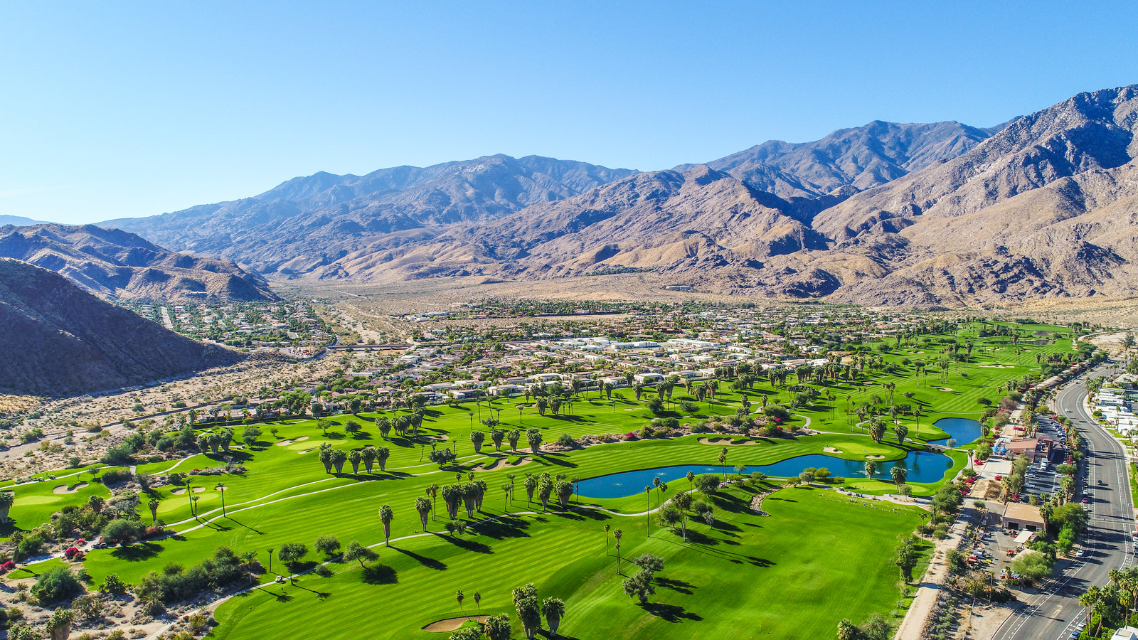 Palm Desert Is A Quieter, Scenically Stunning Alternative To Palm Springs
