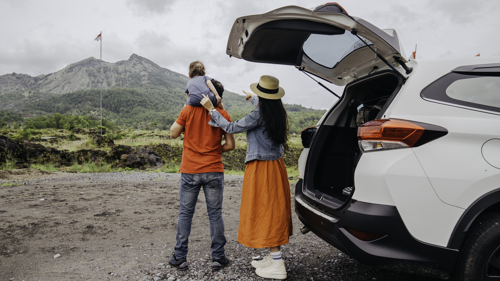 Don't Forget This Essential Car Tool On Your Next Road Trip Through ...