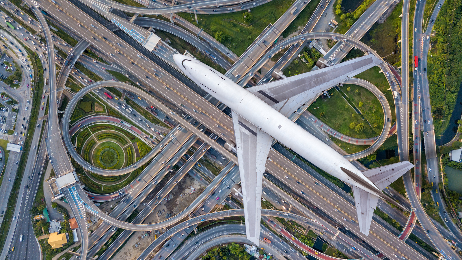 Driving Or Flying: Which Is Most Sustainable?