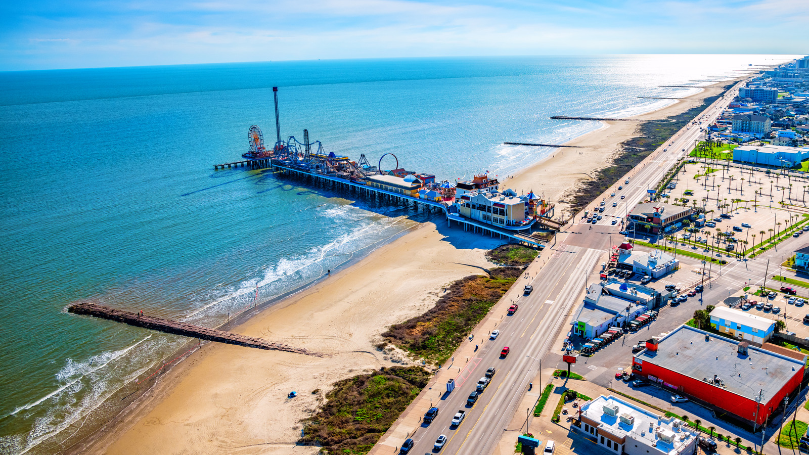 Escape Dallas' City Life On This Scenic Road Trip That Ends At A Beach ...