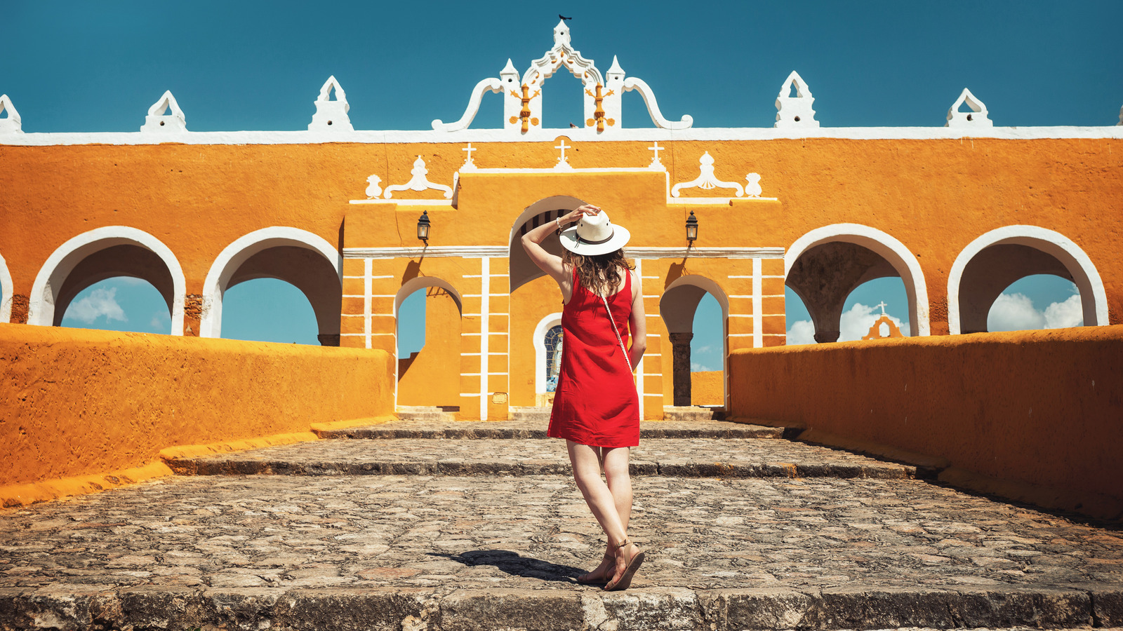 Escape The Beaten Path At This Photogenic Mexican Town Where The Color ...