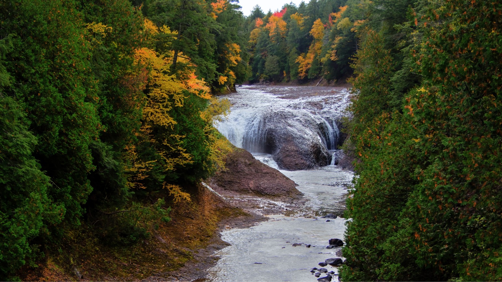 Explore The Most Impressive Waterfalls In Michigan On This Awe ...