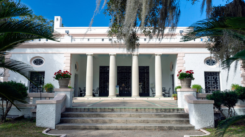 Georgia's Laid-Back Barrier Island Offers Pristine Beaches & Family ...