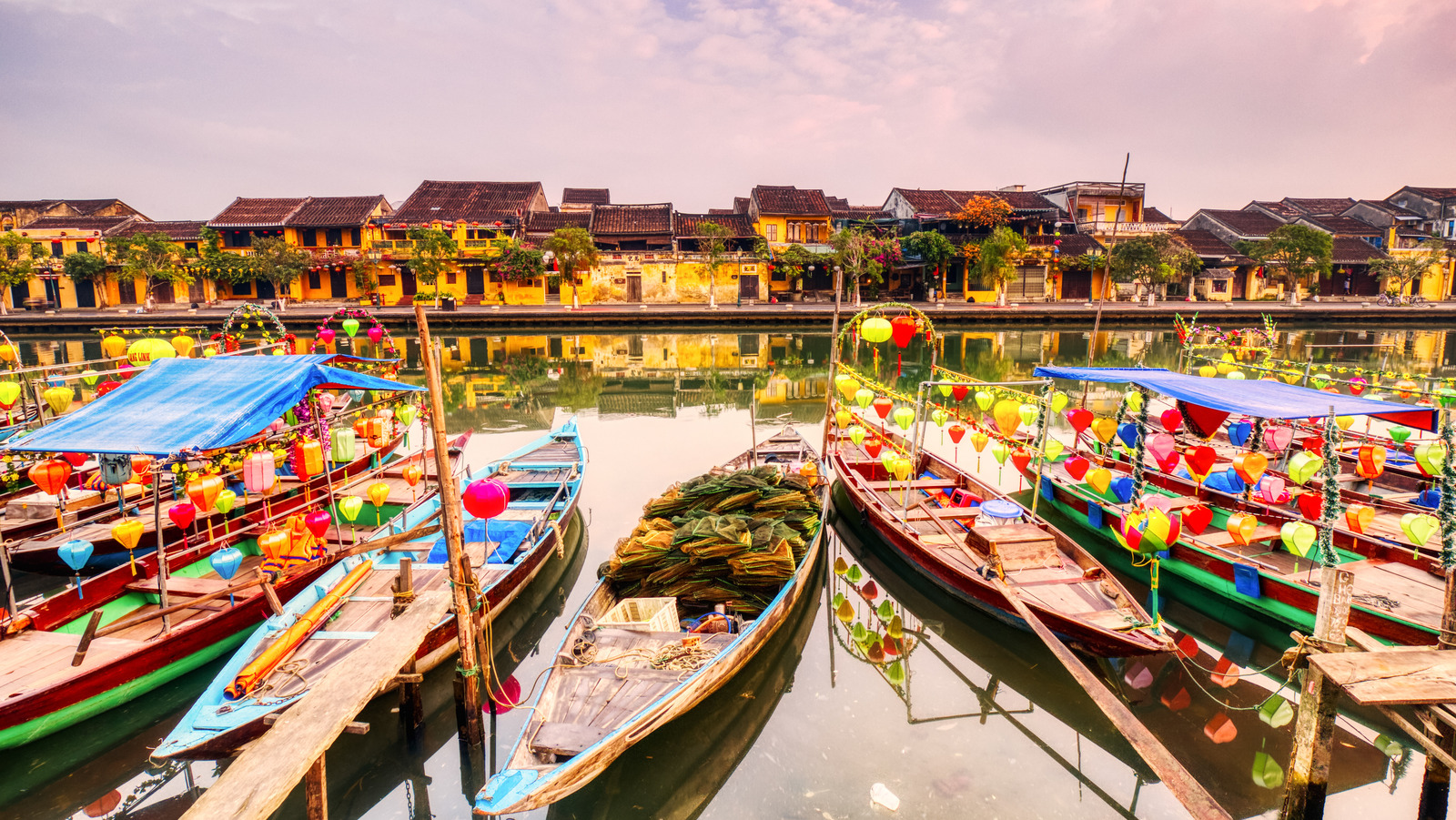 Hoi An, Vietnam Offers Visitors A Rare Chance To Explore An Ancient ...