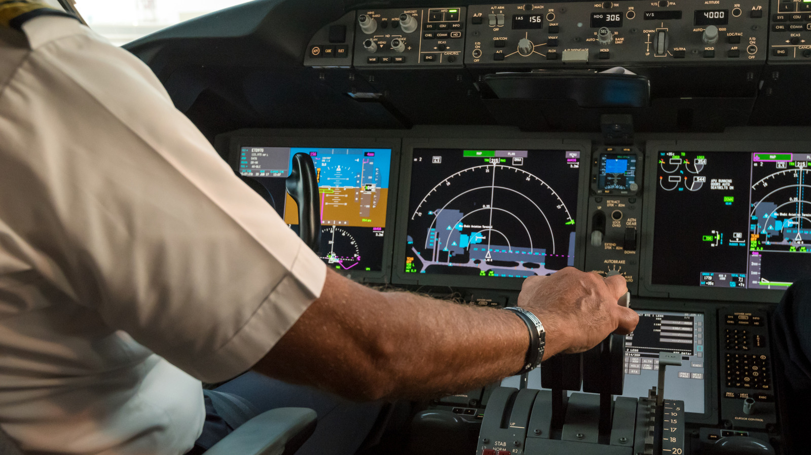 How Airlines Handle A Pilot's Death While In The Air