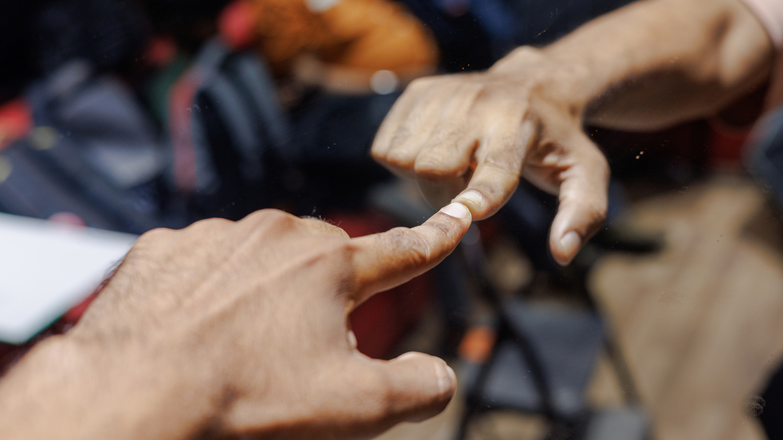 How To Identify A Two-Way Mirror In A Hotel Room