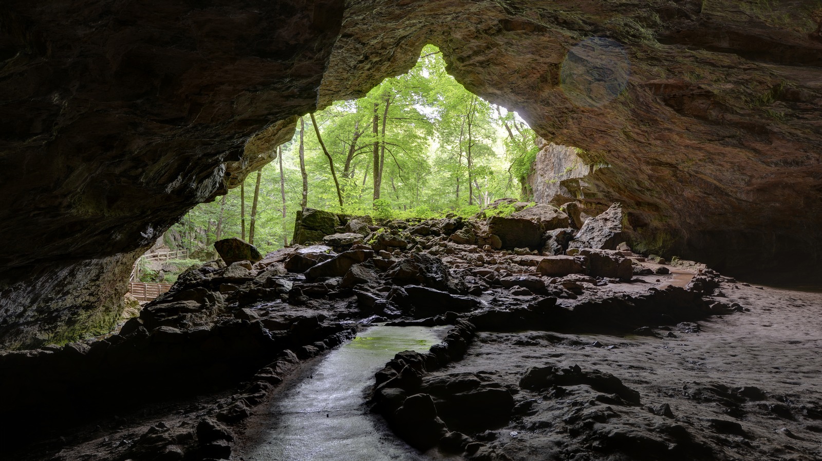 Iowa's Most Unique Outdoor Attraction Is A Free-To-Visit State Park ...