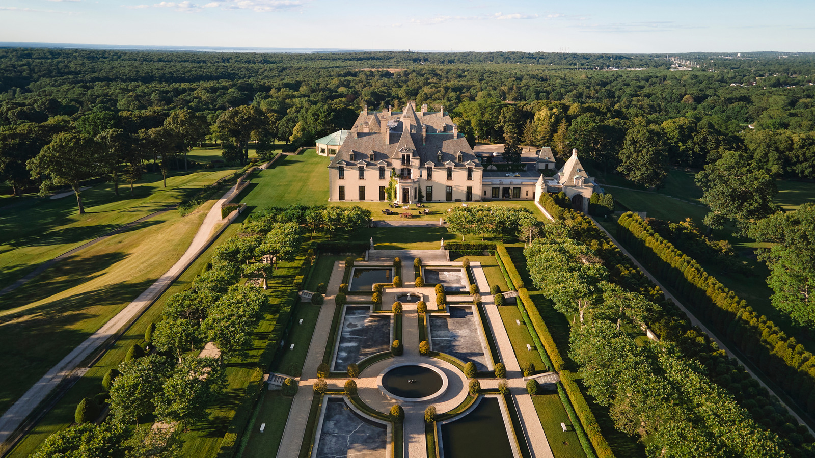 Live Like Royalty At These Gorgeous Castle-Inspired Hotels Across The U.S.
