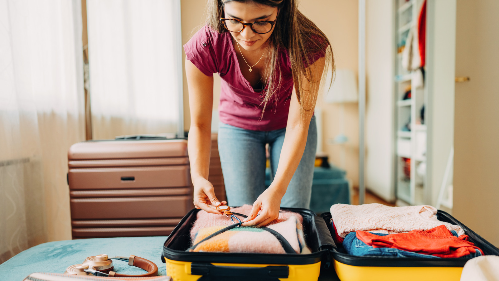 Minimize The Stress Of Packing With This Genius Time-Saving Hack