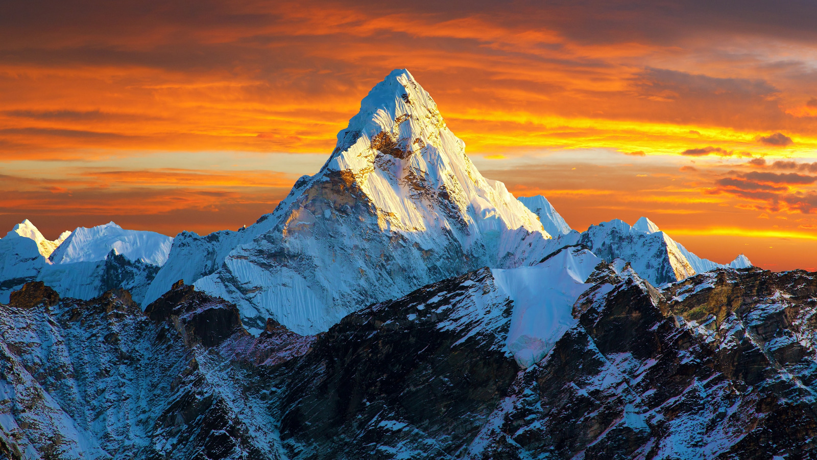 One Life-Saving Key To Successfully Summiting Mt. Everest Isn't Just A Rule, It's A Law