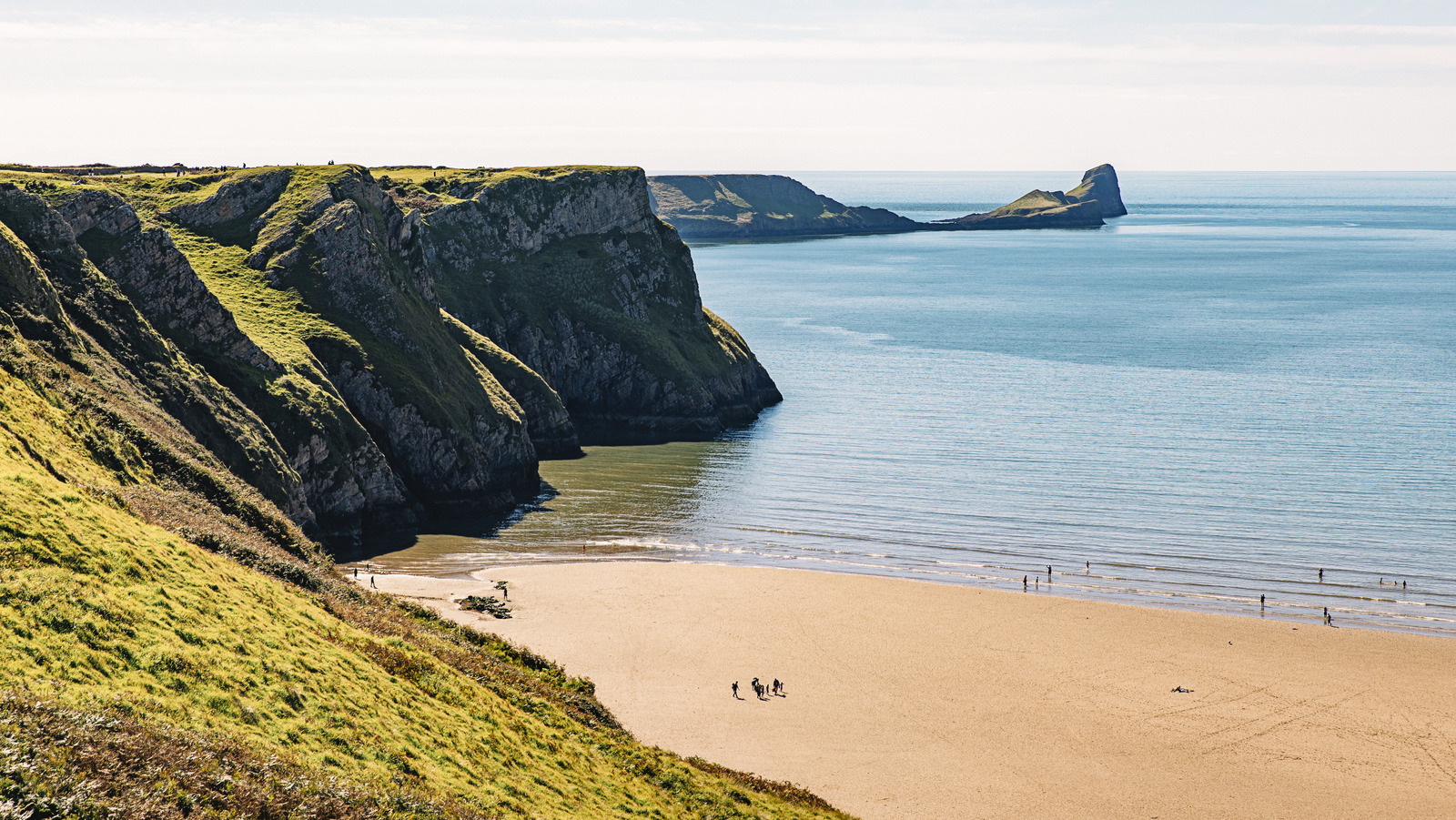 One Of Britain's Best Beaches Is An Iconic Destination With Gorgeous ...