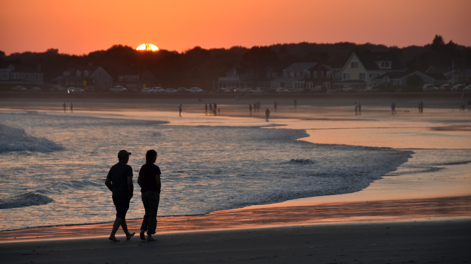 One Of The Most Romantic Destinations To Watch The Sunset Is In This New England State