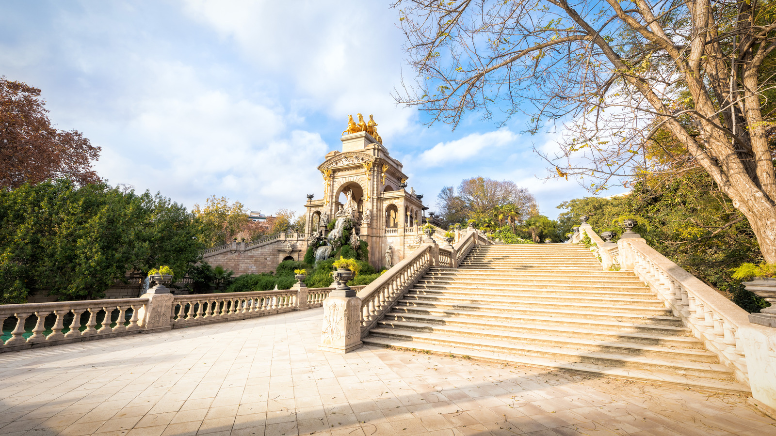 Rick Steves' Favorite 'Green Getaway' To Escape Crowds In The Bustling ...