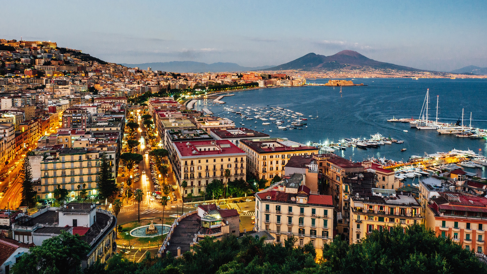 Rick Steves Reveals Why This Popular Italian City May Not Be For Every ... Rick Steves Reveals Why This Popular Italian City May Not Be For Every ...