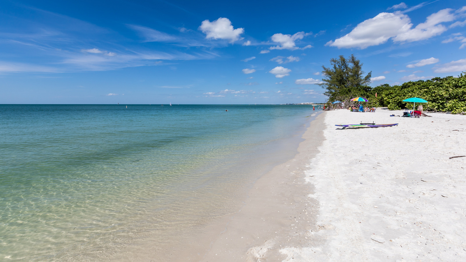 Situated Between Fort Myers & Naples Lies A Gorgeous Florida Barrier ...