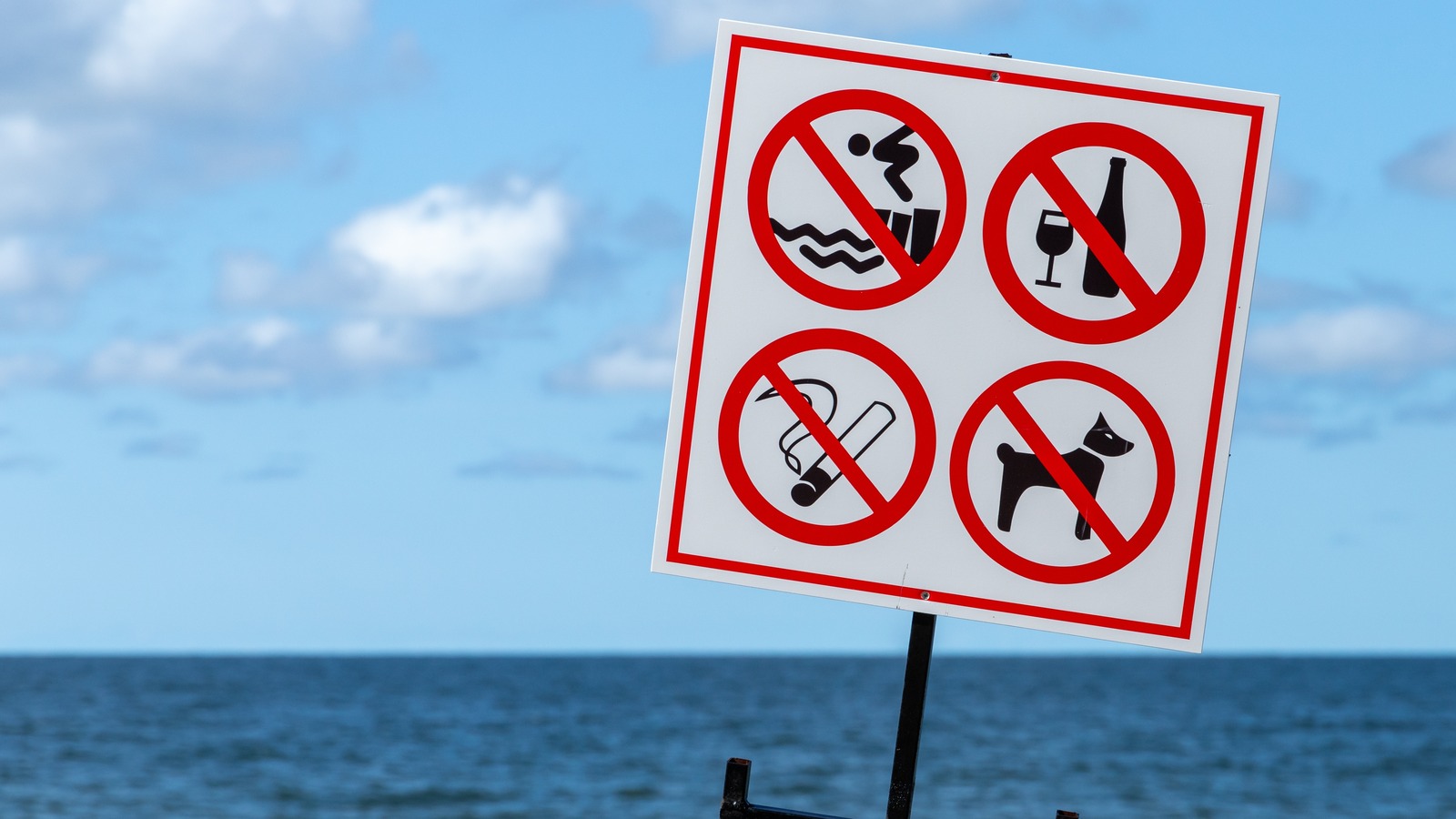 Strict Laws In Other Countries That Apply To Tourists Too