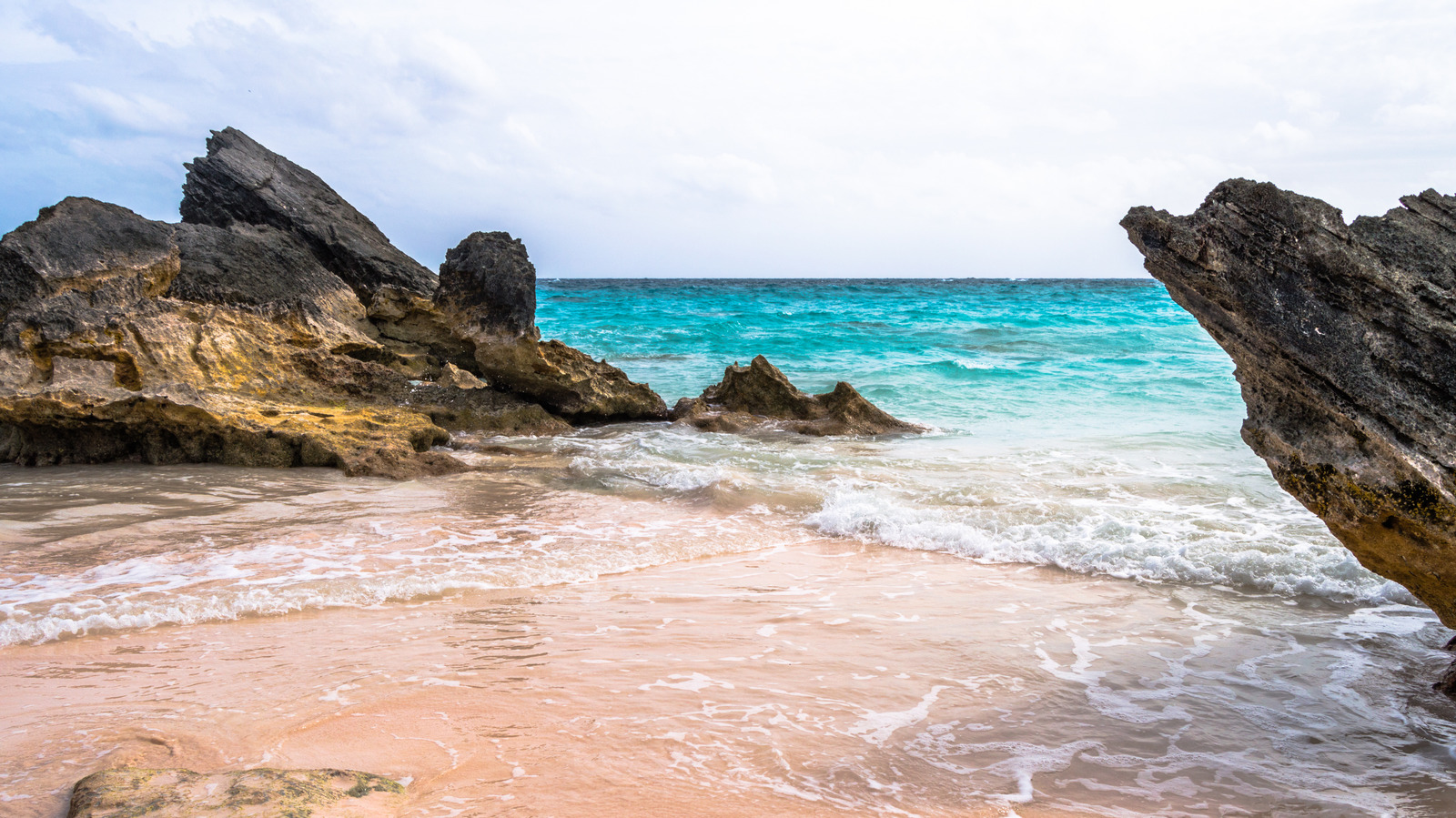 12 Colorful Beaches Around The World You Need To See