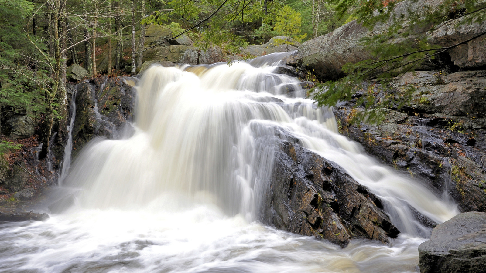 Swim, Hike, And Relax At Some Of New Hampshire's Most Unique Waterfalls