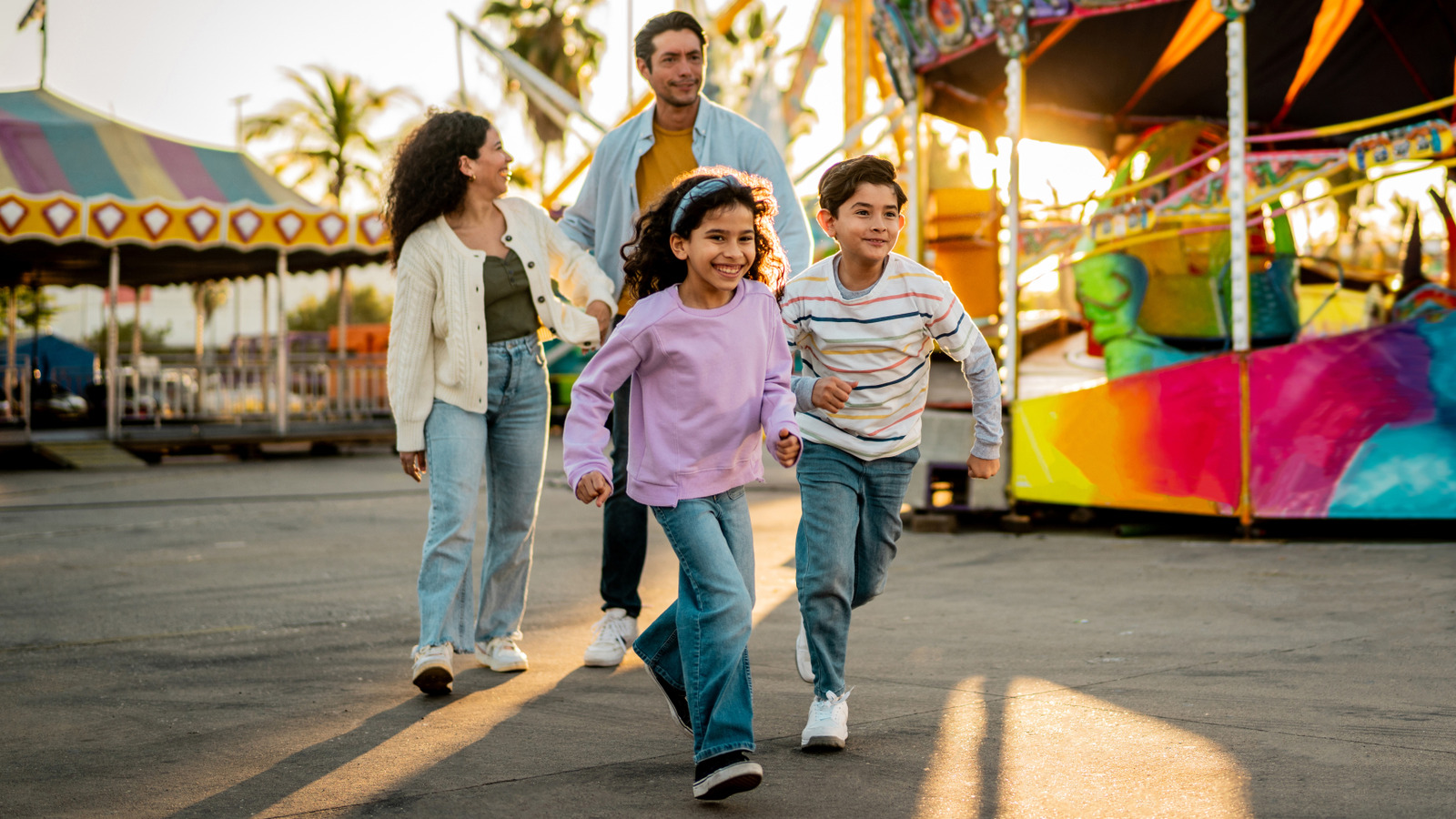 Texas' New Family-Friendly, First-Of-Its-Kind Theme Park Resort Is ...