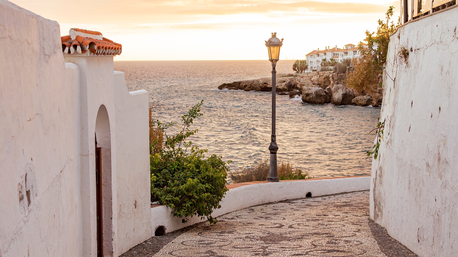 The Absolute Best Resort Town On The Coast Of Spain, According To Rick ...