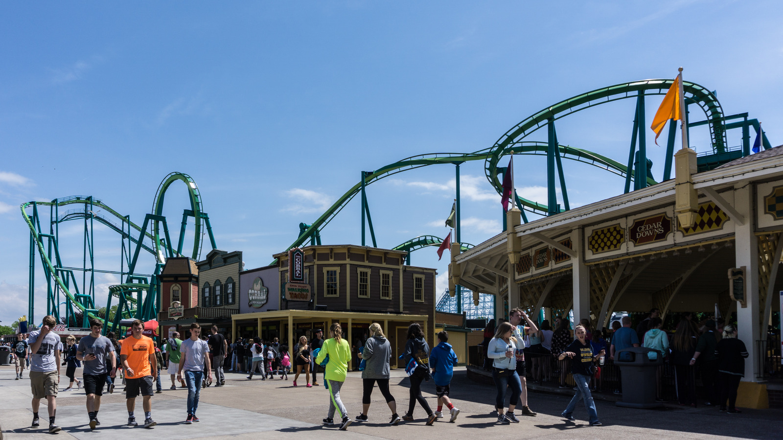 To Avoid The Crowds At Cedar Point, Visit Midweek And Swerve Midsummer