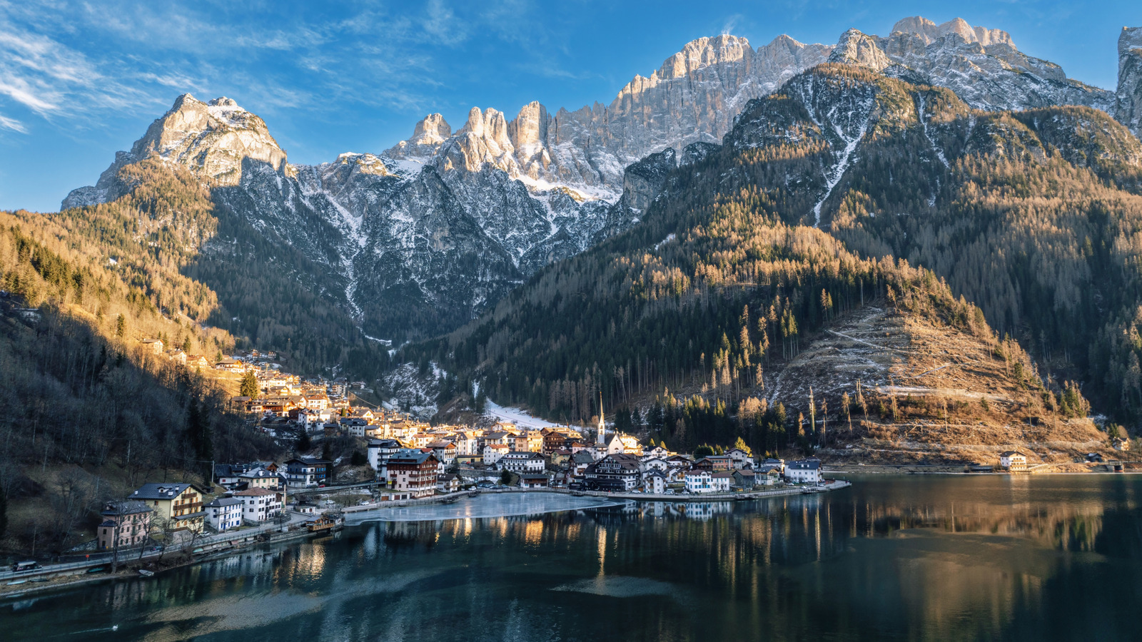 The Charming Italian Mountain Village Sitting Between Dramatic Peaks ...