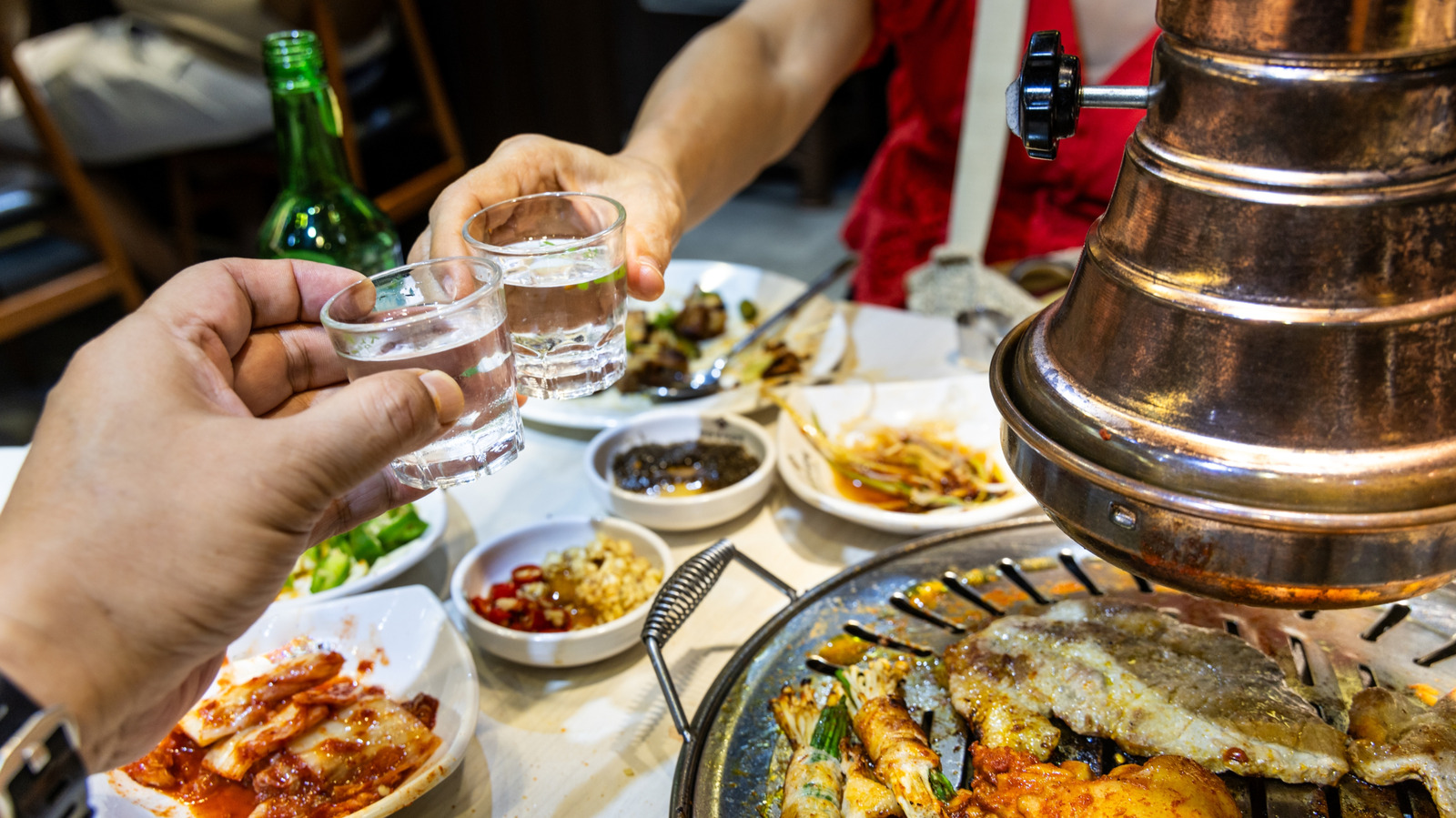The Crucial Alcohol Drinking Etiquette Rule Tourists Will Want To ...