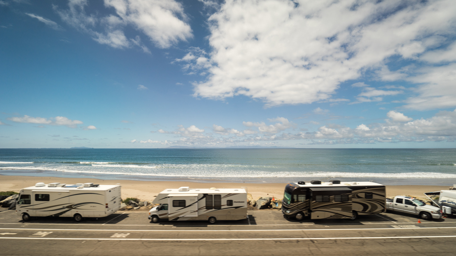 In Los Angeles, RVs Are Not Allowed To Park On Residential Roads