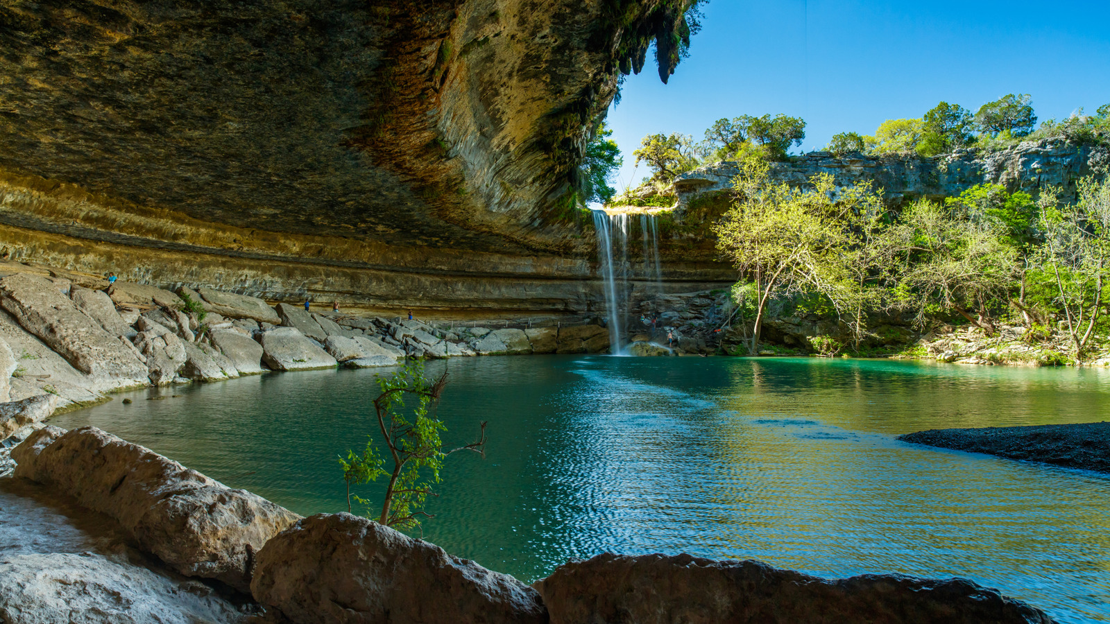 The Most Beautiful Destinations In Iconic Texas Hill Country, According ...