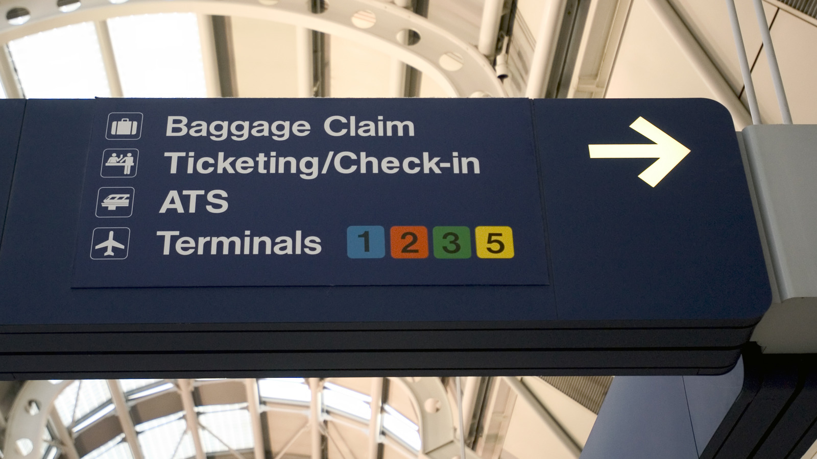 The Odd Reason This Popular Airport In Illinois Is Missing A Whole Terminal