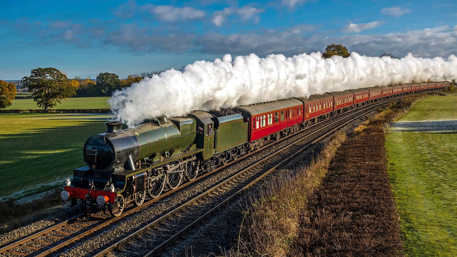 The Oldest Vintage Trains Around The World You Can Still Ride Today