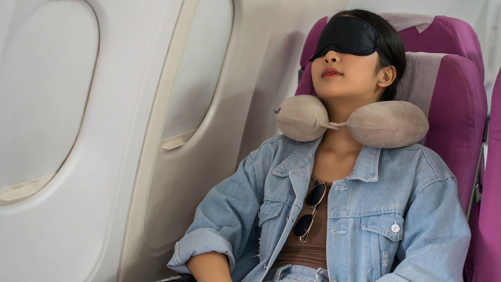 The Pre-Flight Travel Ritual That Can Help You Sleep On Airplanes