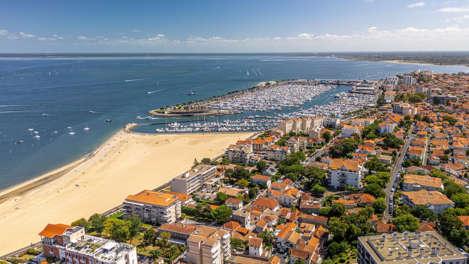 The Secluded Bay In France Known For Beaches, Tasty Seafood, And Europe ...