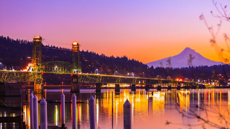 The Top Stress-Free Spring Getaway Destinations In The US For 2026