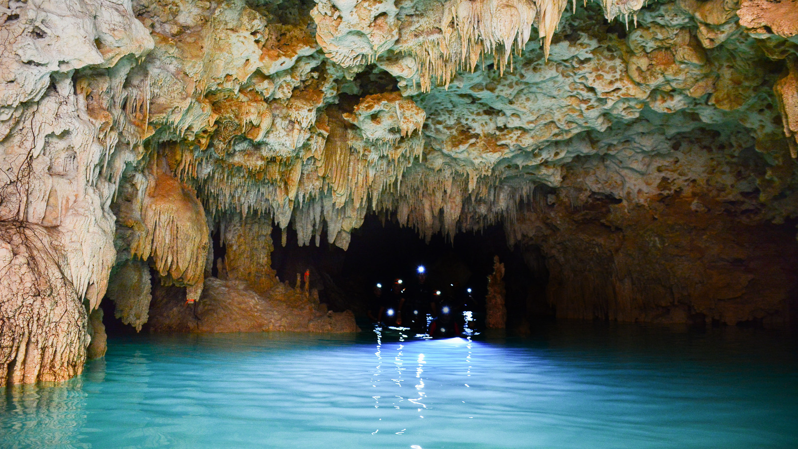 The Unusual And Laidback Way You Can Tour Caves In This Central ...