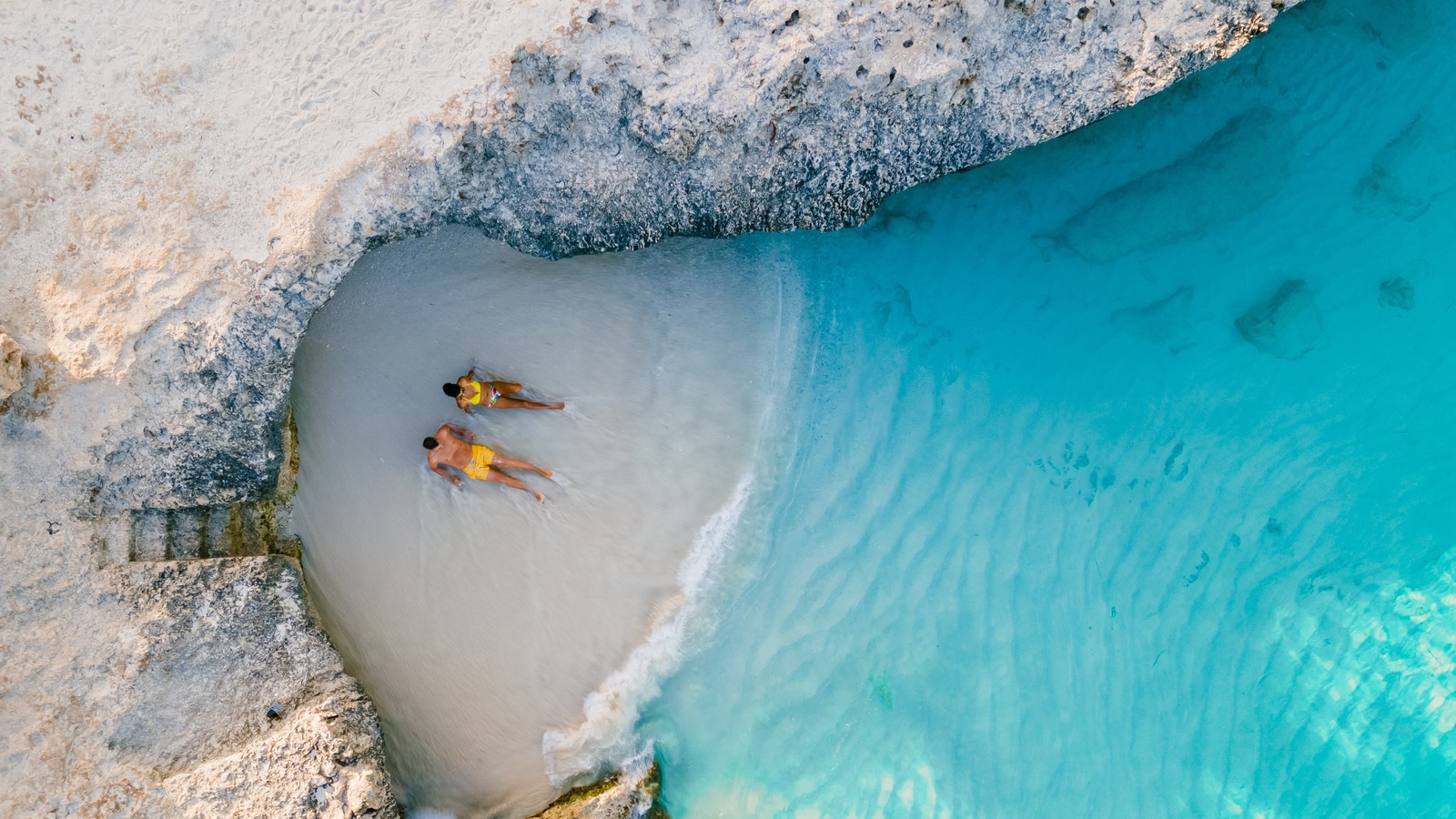 Tres Trapi Is A Little-Known Caribbean Beach Perfect For Snorkeling