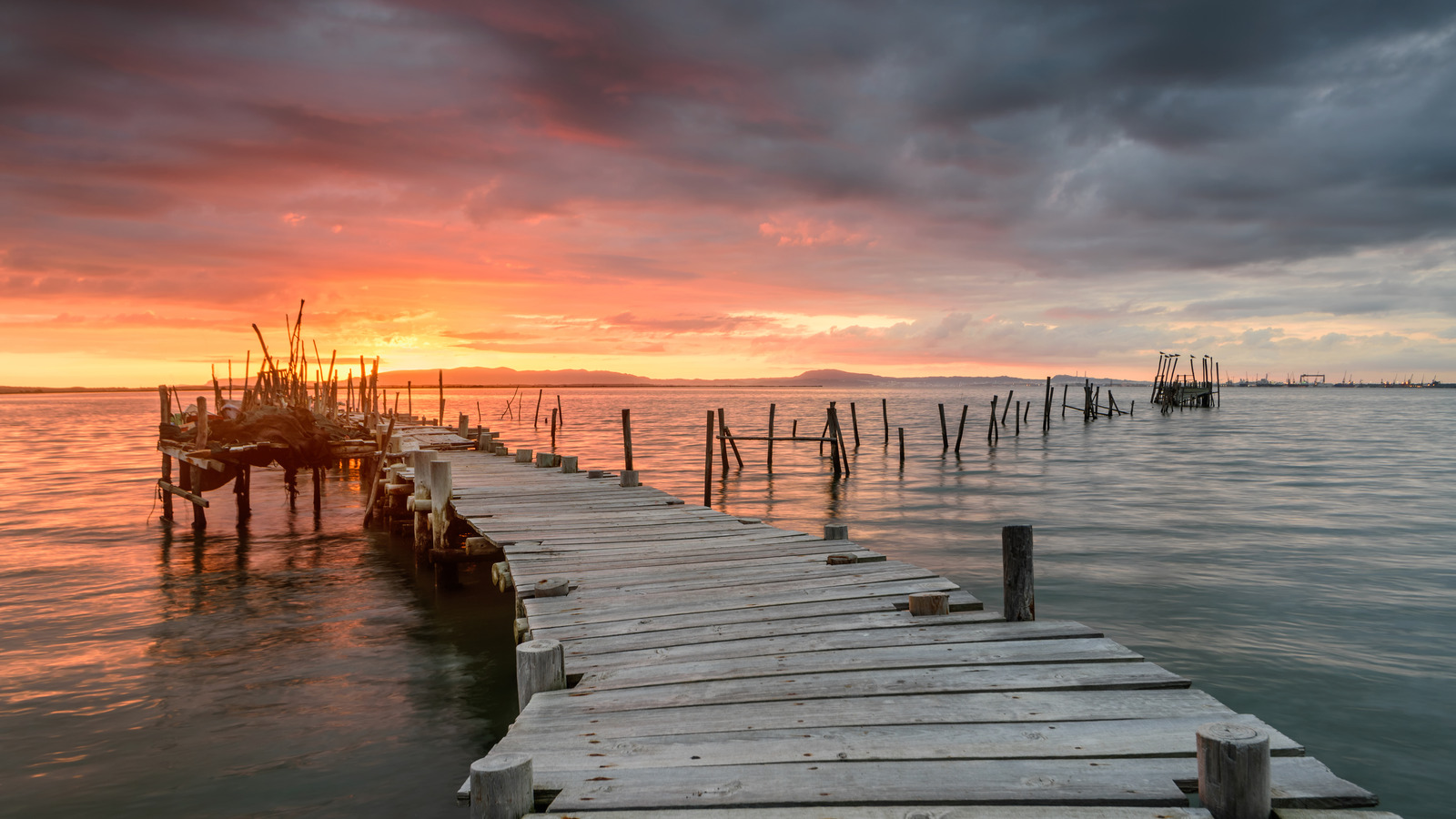 This Mesmerizing Beach Town Is A Well-Kept Secret Known As The Hamptons ...