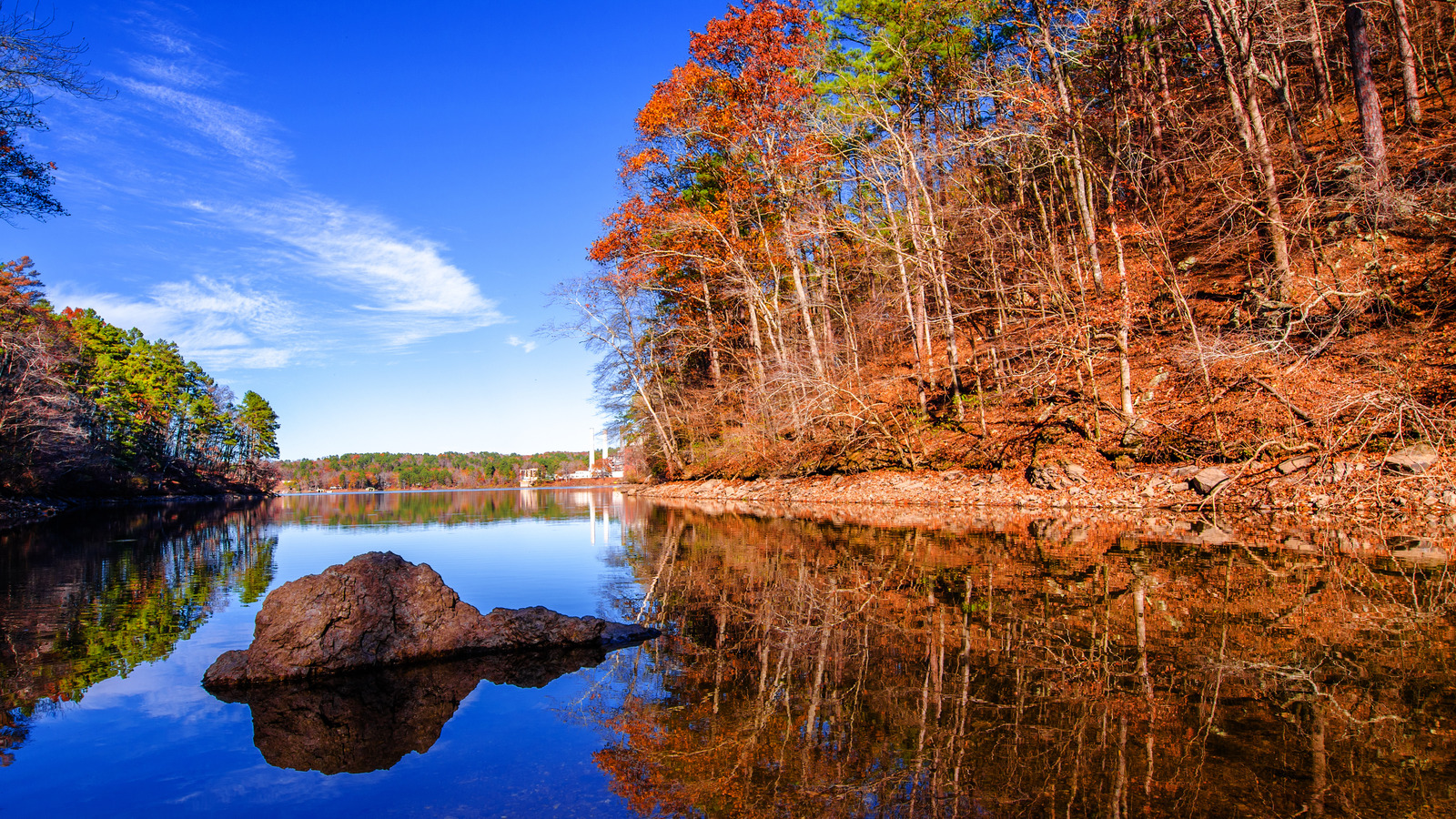 This Serene State Park In The South Is A Hidden Gem With A Stunning ...