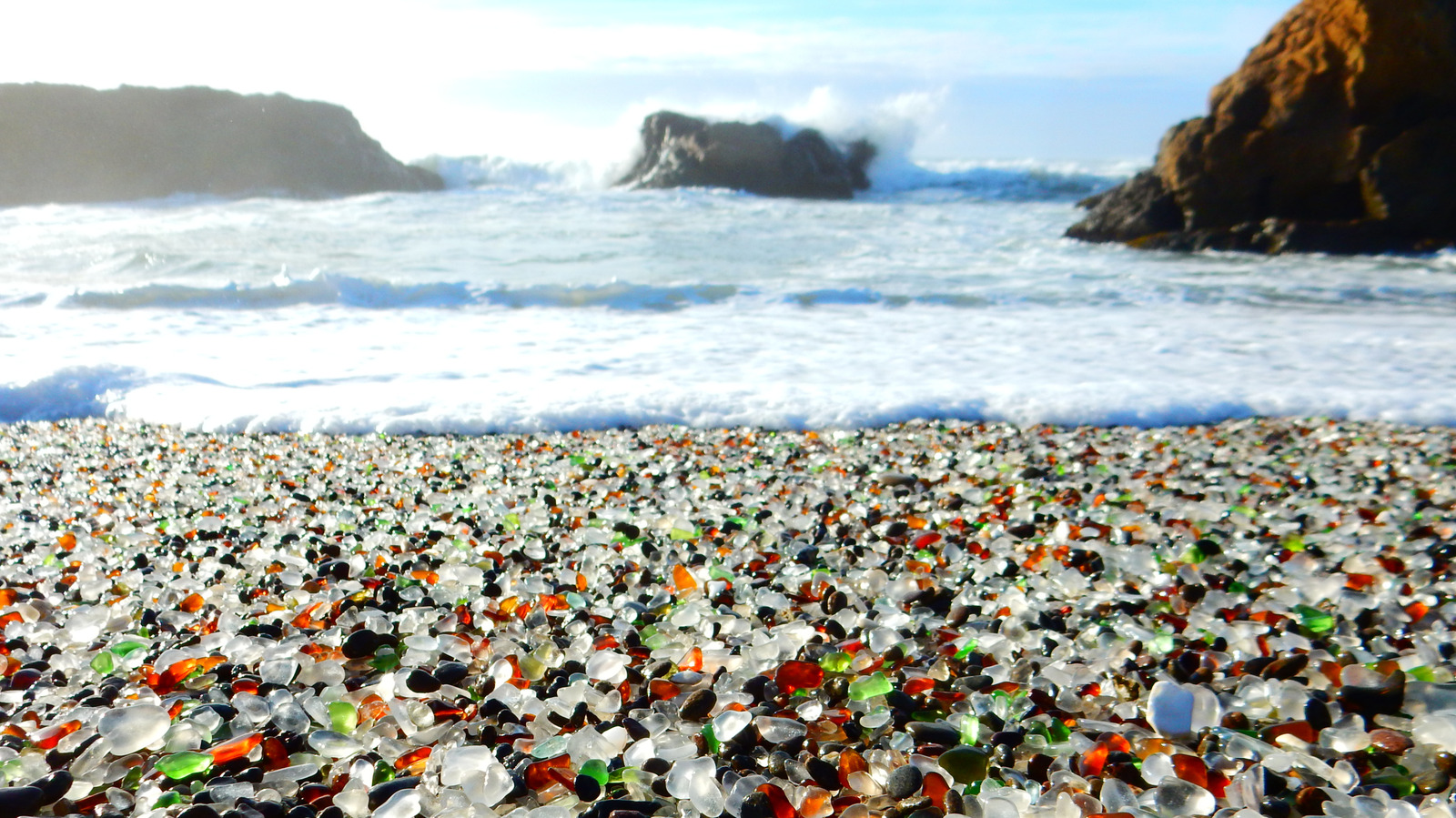 This Spectacular California Beach's Unique Feature Makes It A Popular ...
