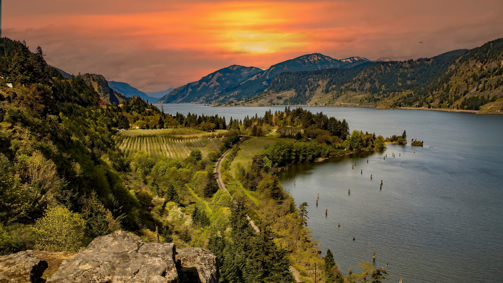 This Washington City With A Vibrant Downtown Is A Gateway To The ...