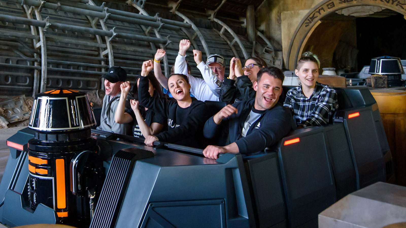 Use These Tips For Shorter Waits For Rides At Disney World